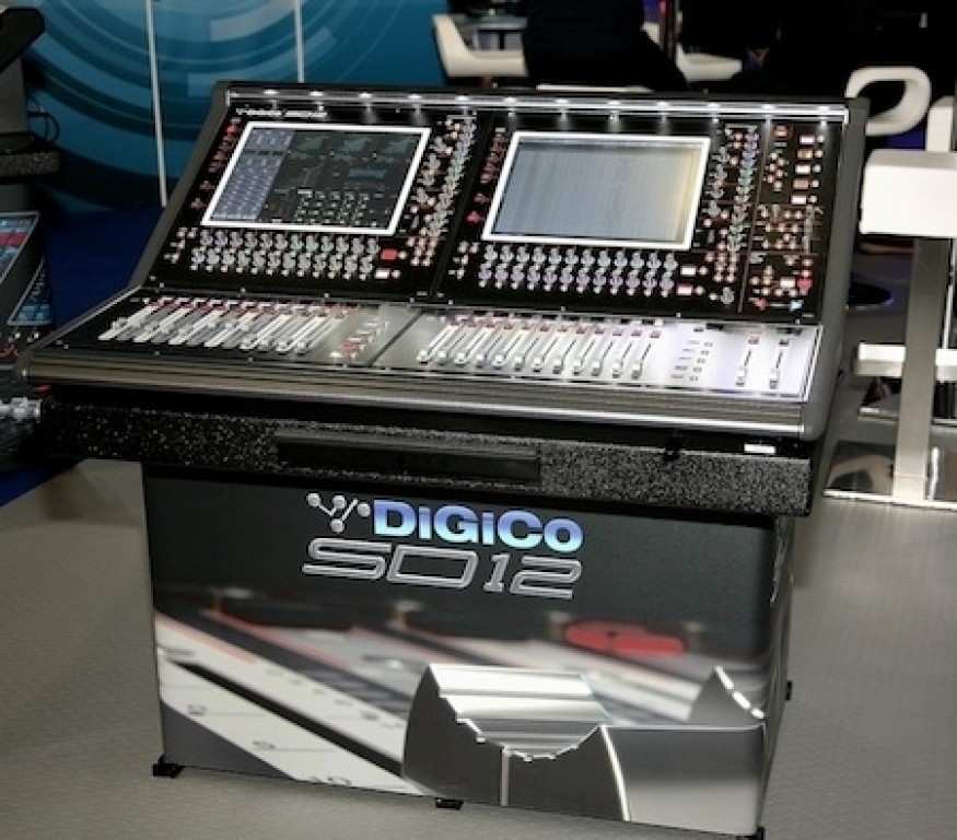 DiGiCo SD12 - Sound & Lite